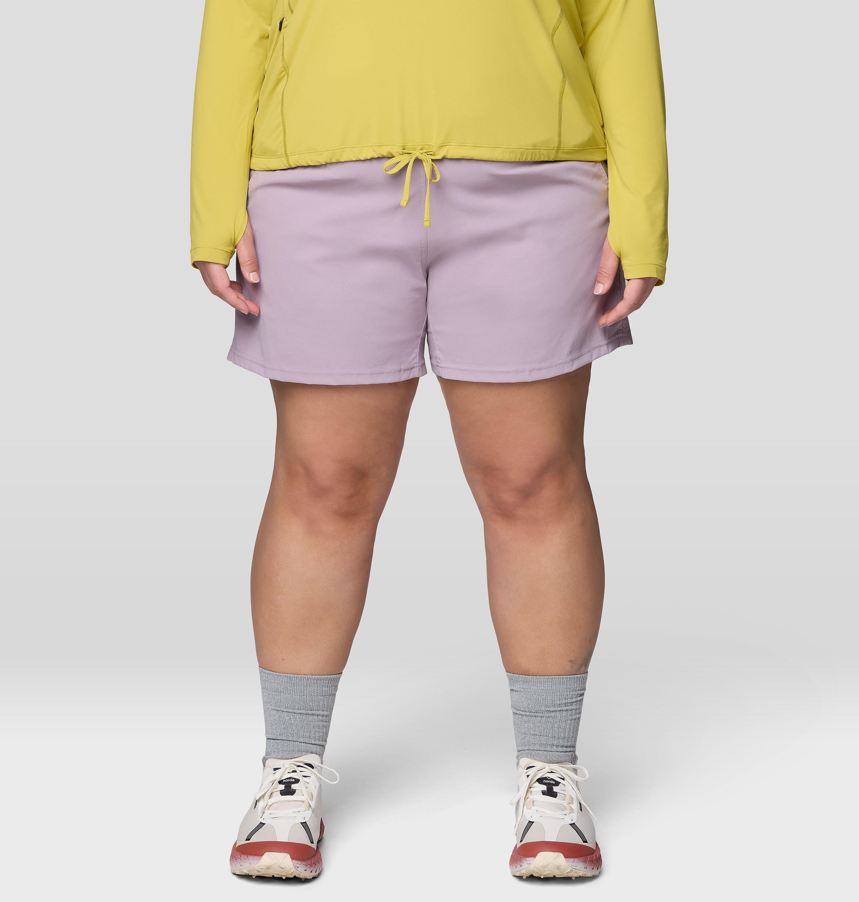 Click here for Mountain Hardwear Womens Dynama Short - Plus Size- prices